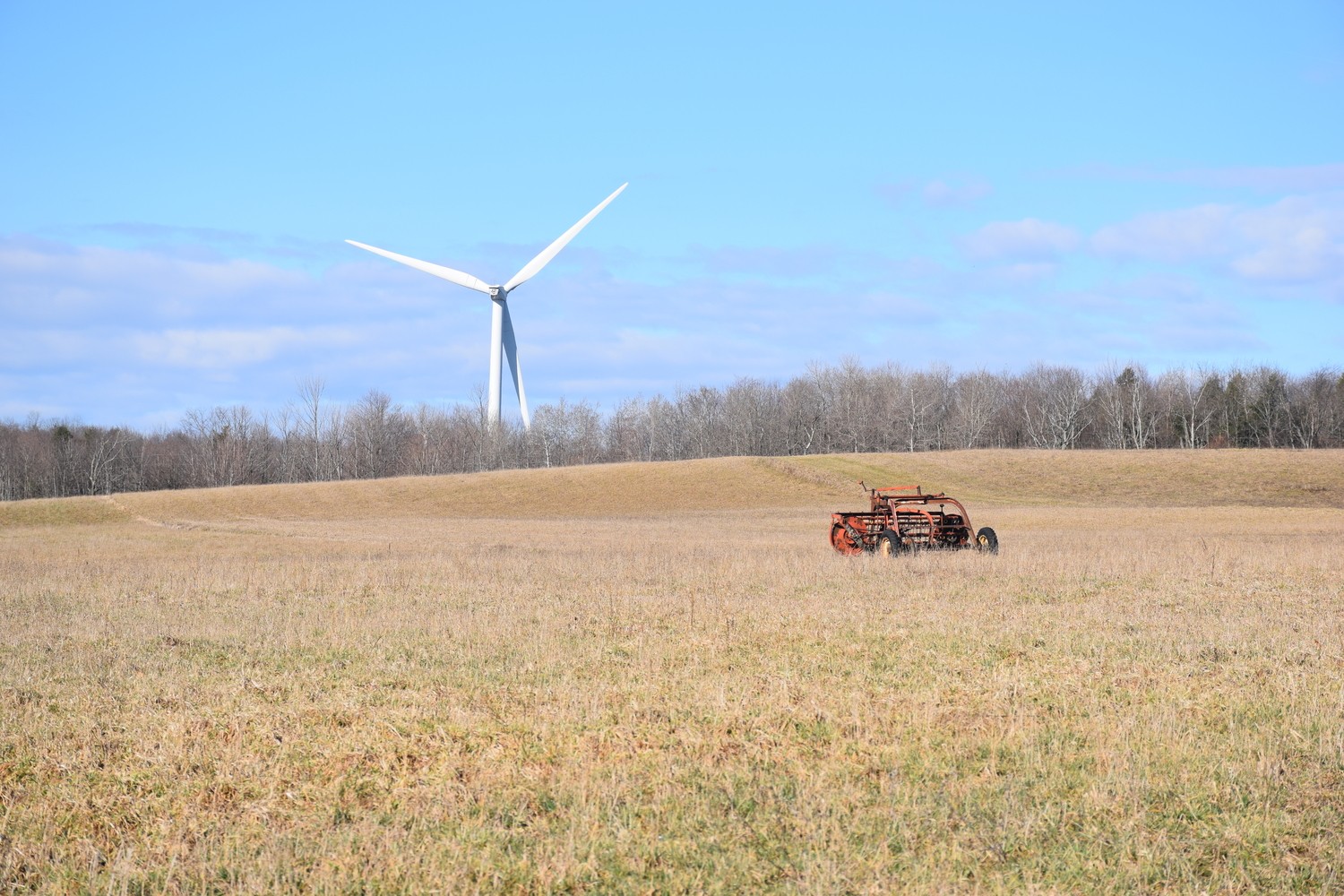 Mud and Wind Farms - Hiking The Finger Lakes Trail (M10 and M11)